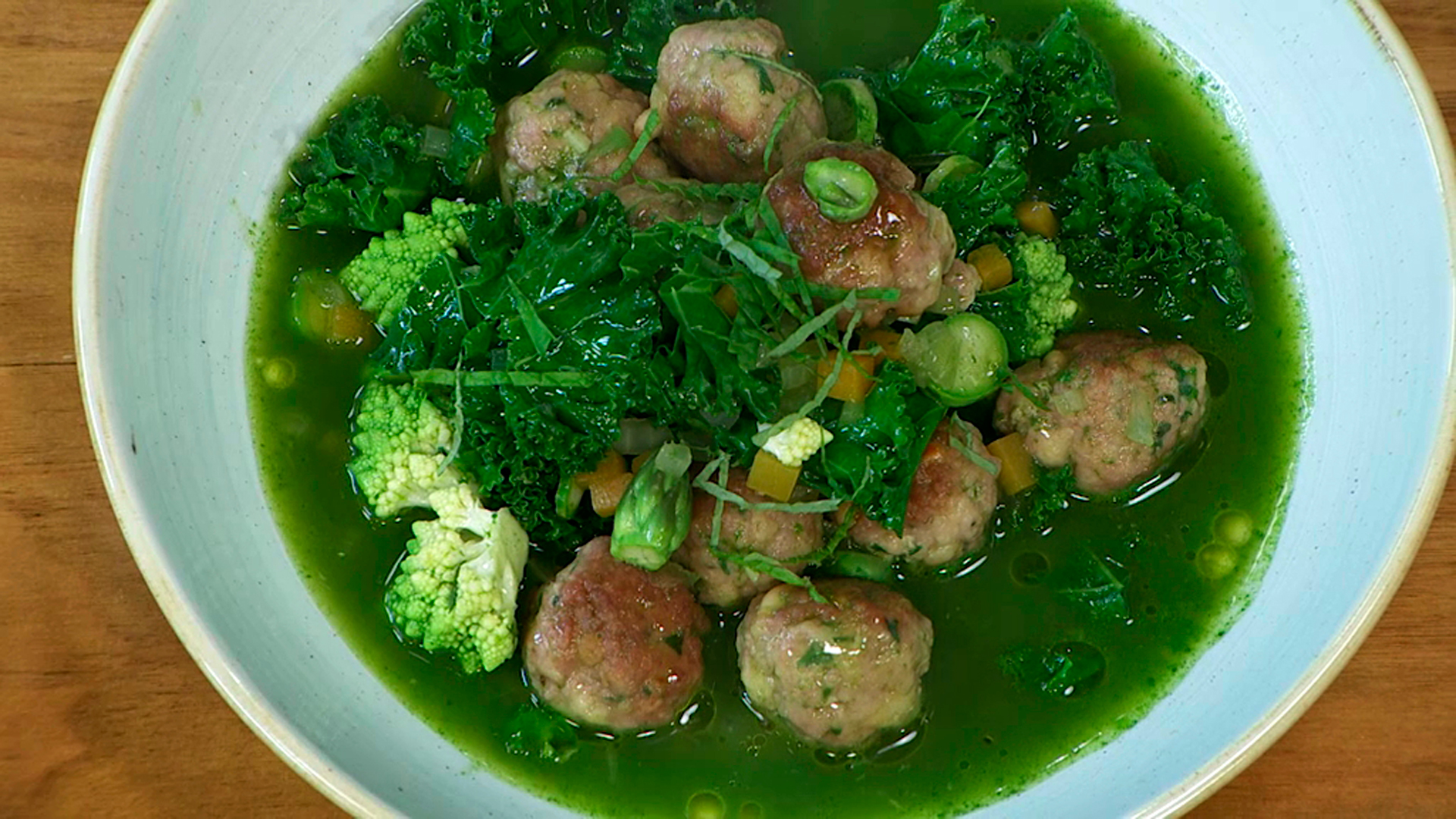 Receta de sopa verde - Recetas paso a paso | RTVE
