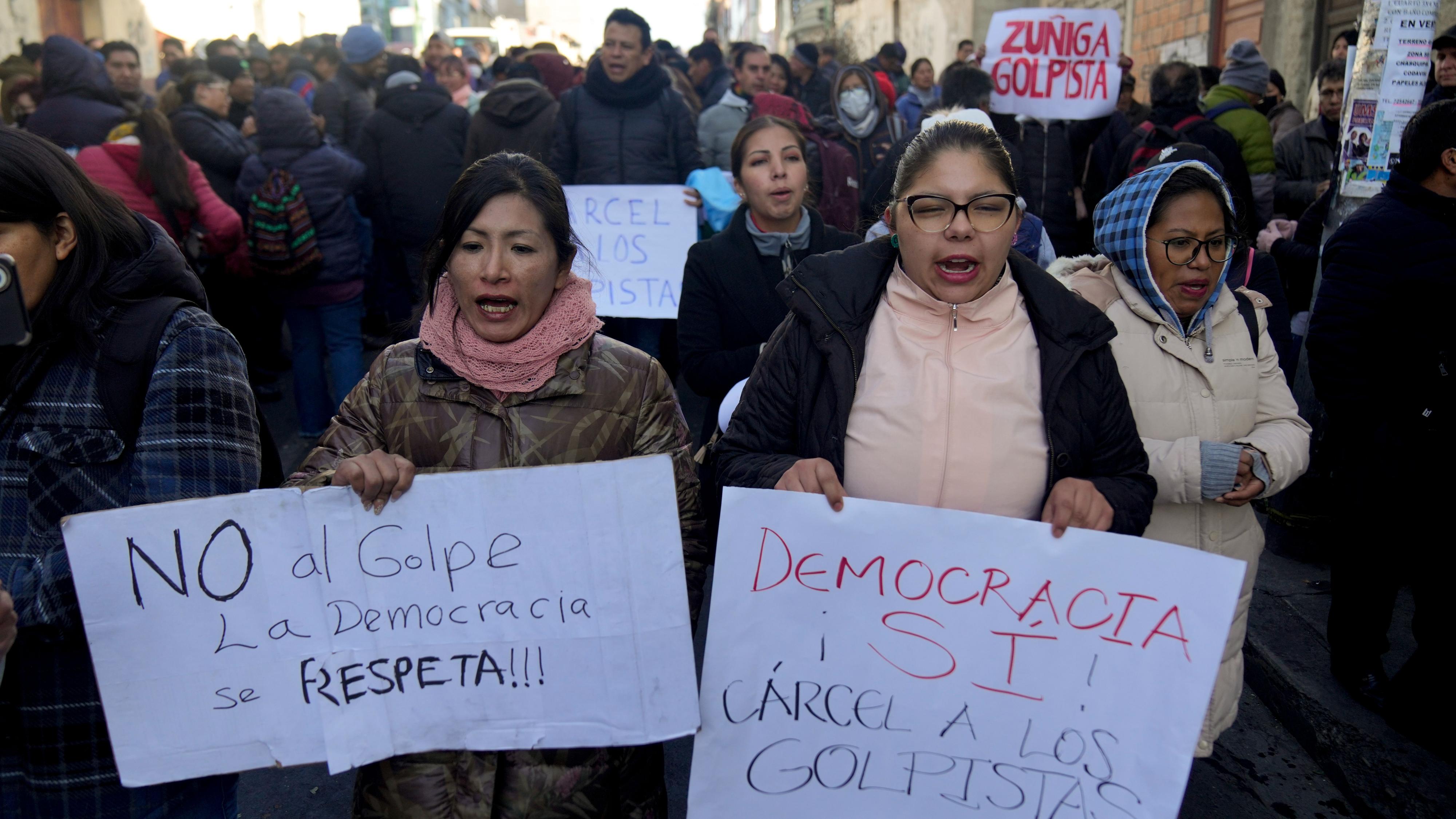 Claves del fracaso del golpe en Bolivia: de la respuesta ciudadana a la ...