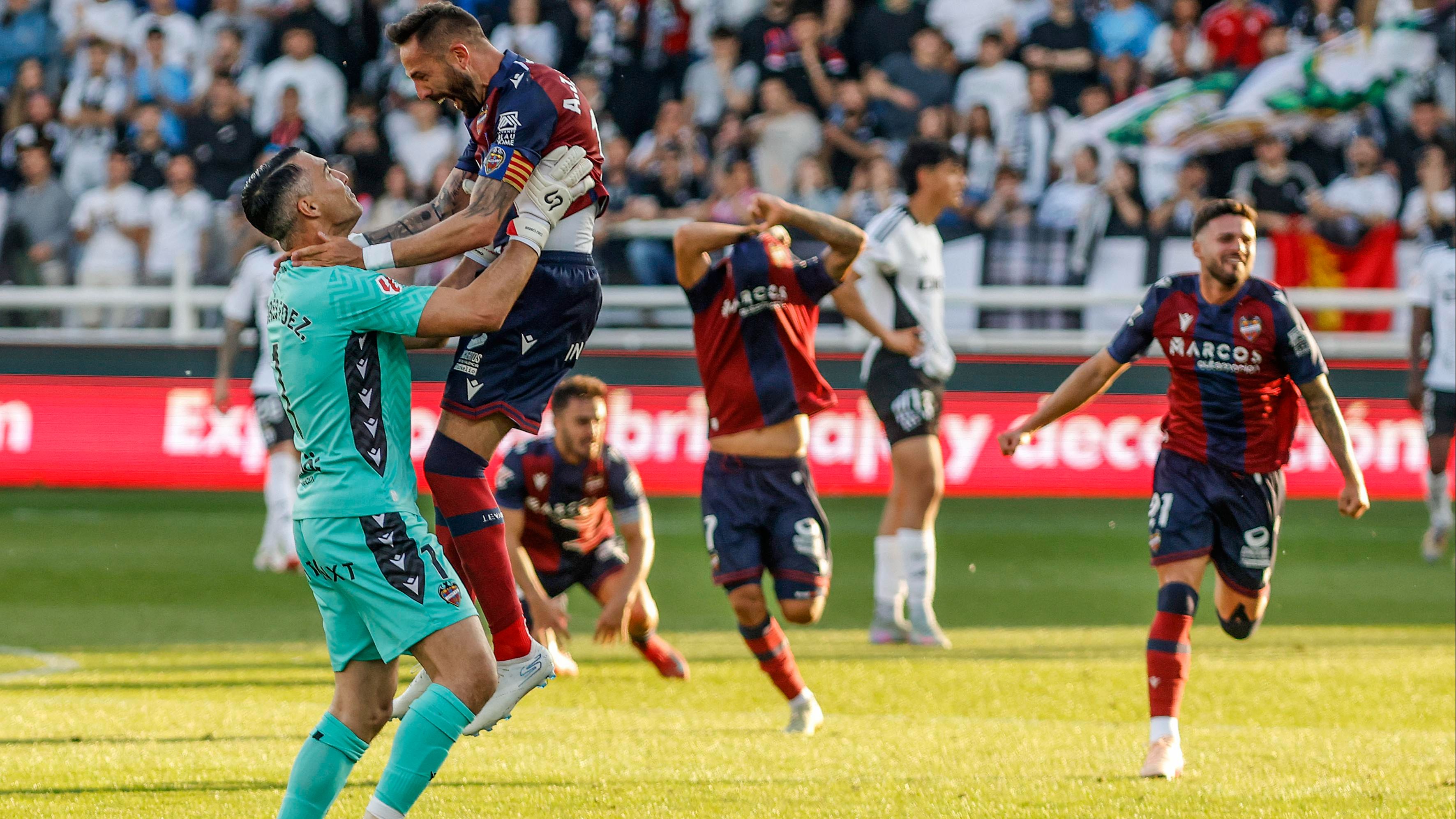 Segunda, jornada 41: el Elche, frente al acecho del Oviedo