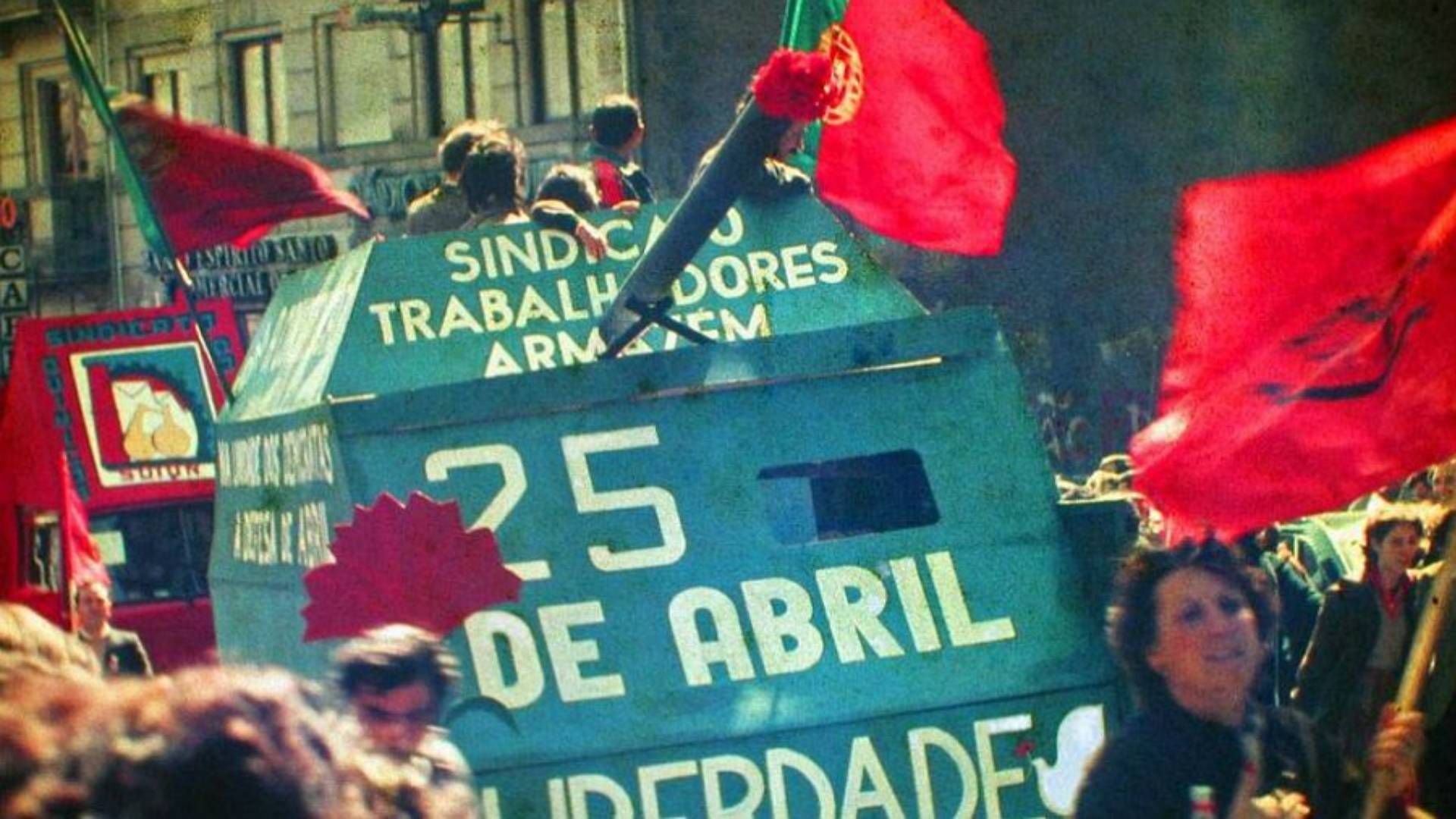 Revolución de los Claveles: 50 años