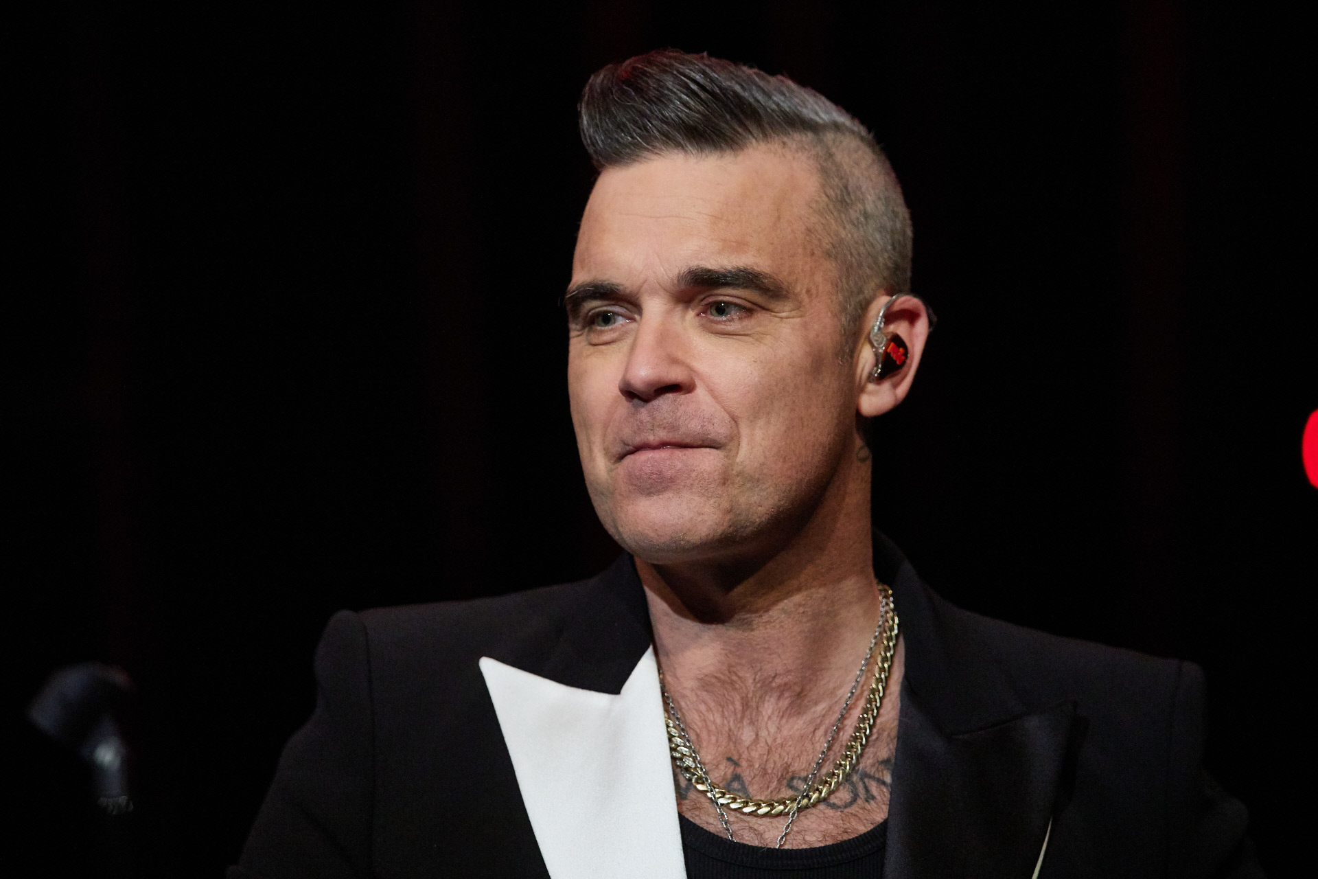 El cambio de look radical de Robbie Williams