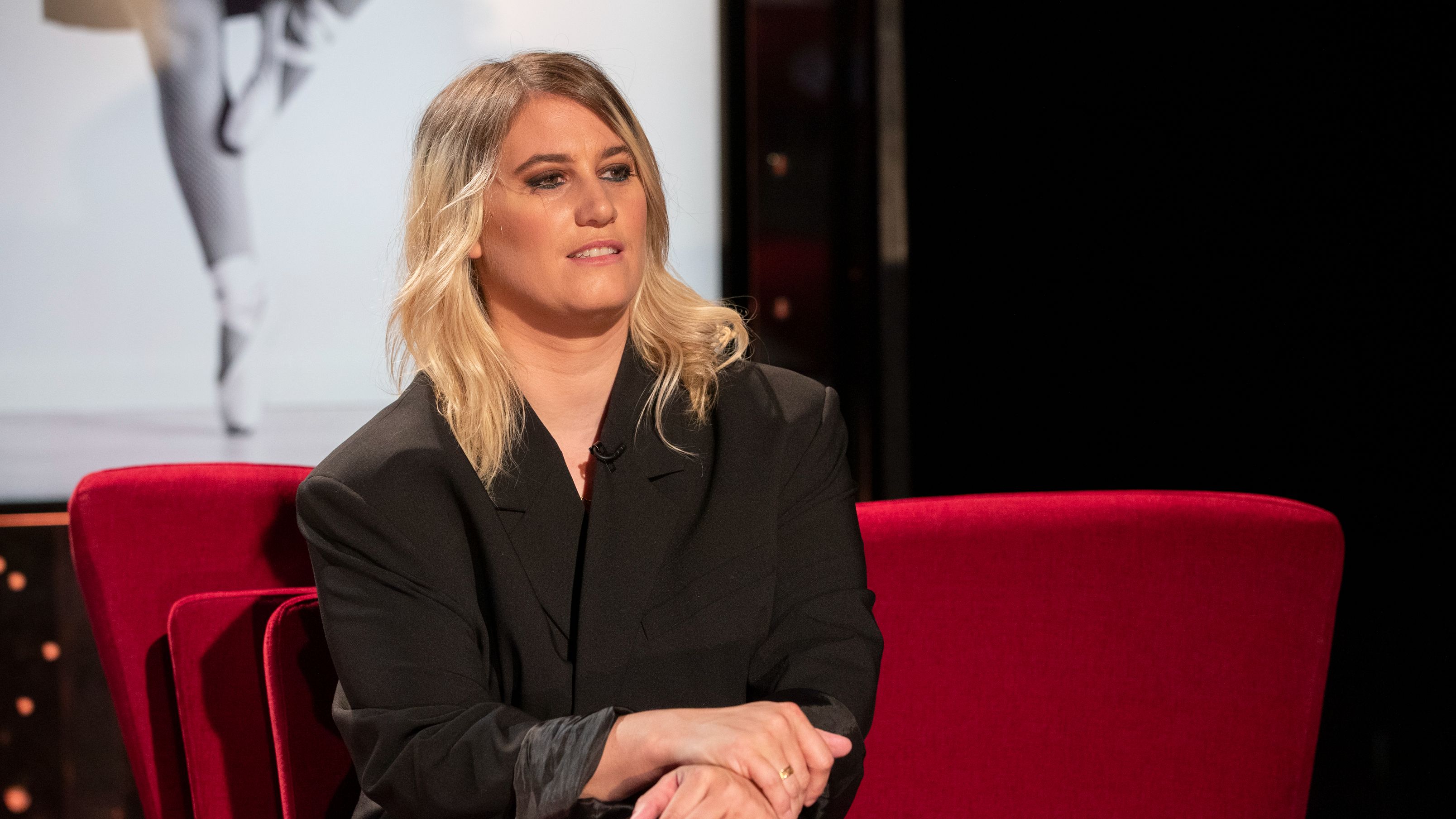 Rocío Saiz conmemora el Día del Orgullo 2024 en ‘Atención obras’