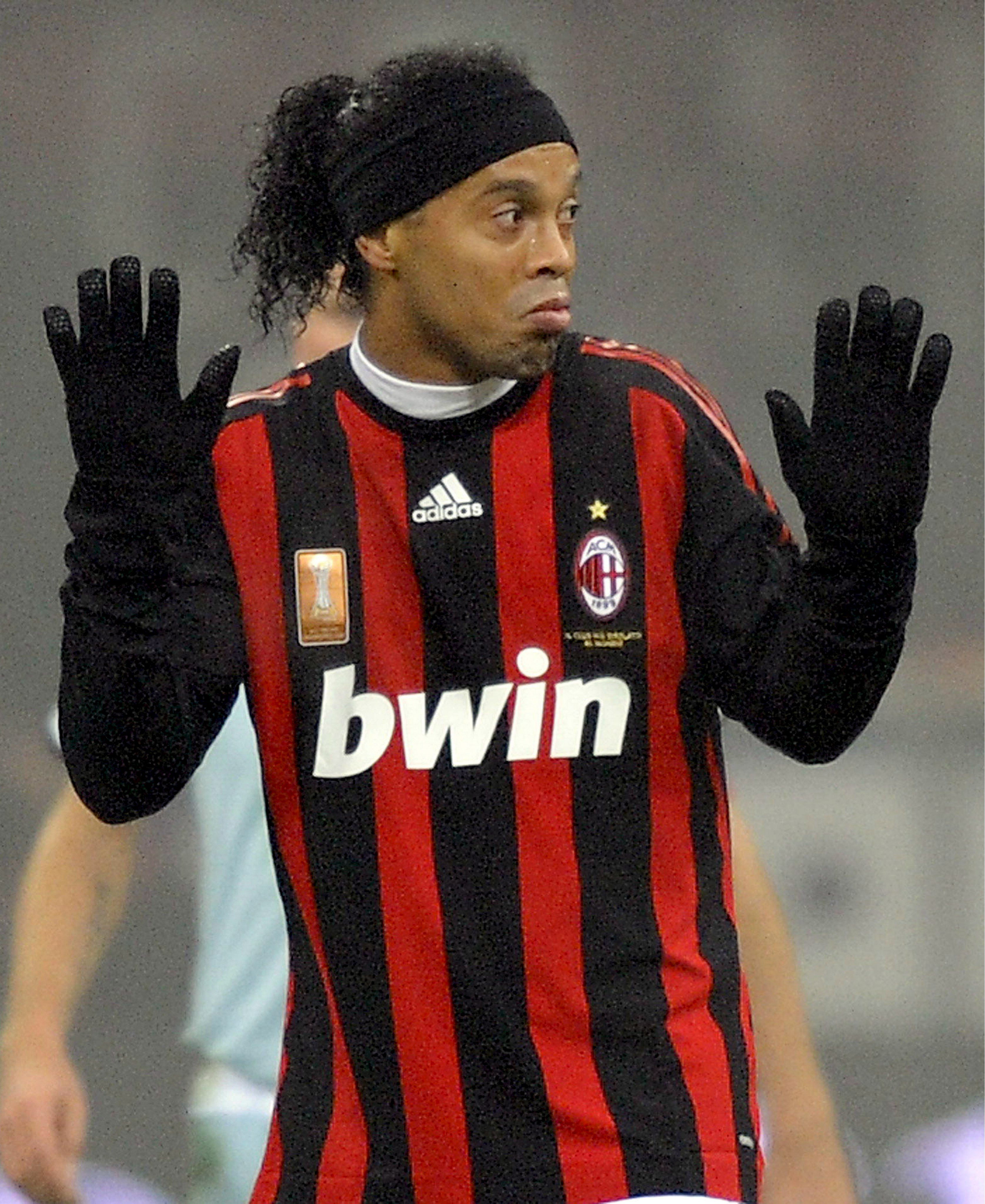 Ronaldinho confiesa que le va la marcha