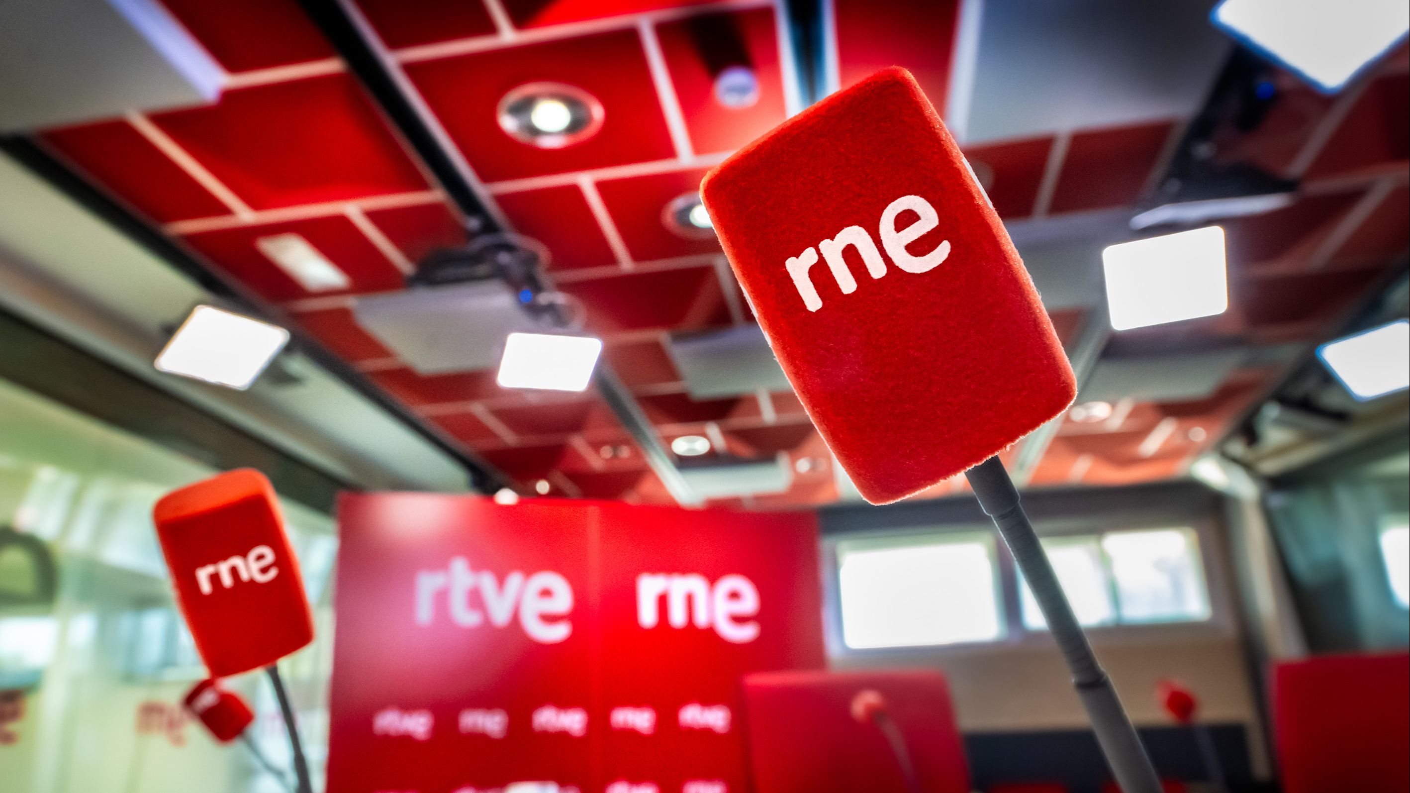 RTVE anuncia el fin de las emisiones en Onda Media y refuerza su ...