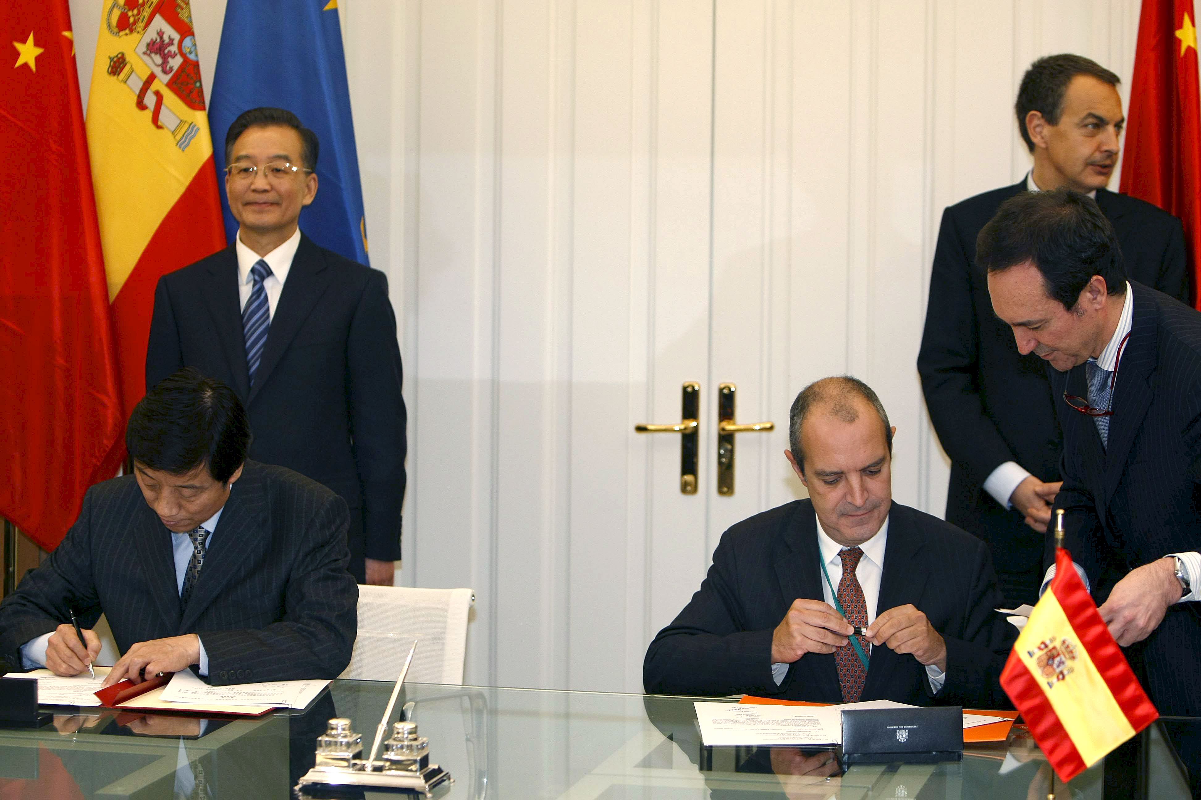 RTVE y la televisión pública de China CCTV intercambiarán y ...