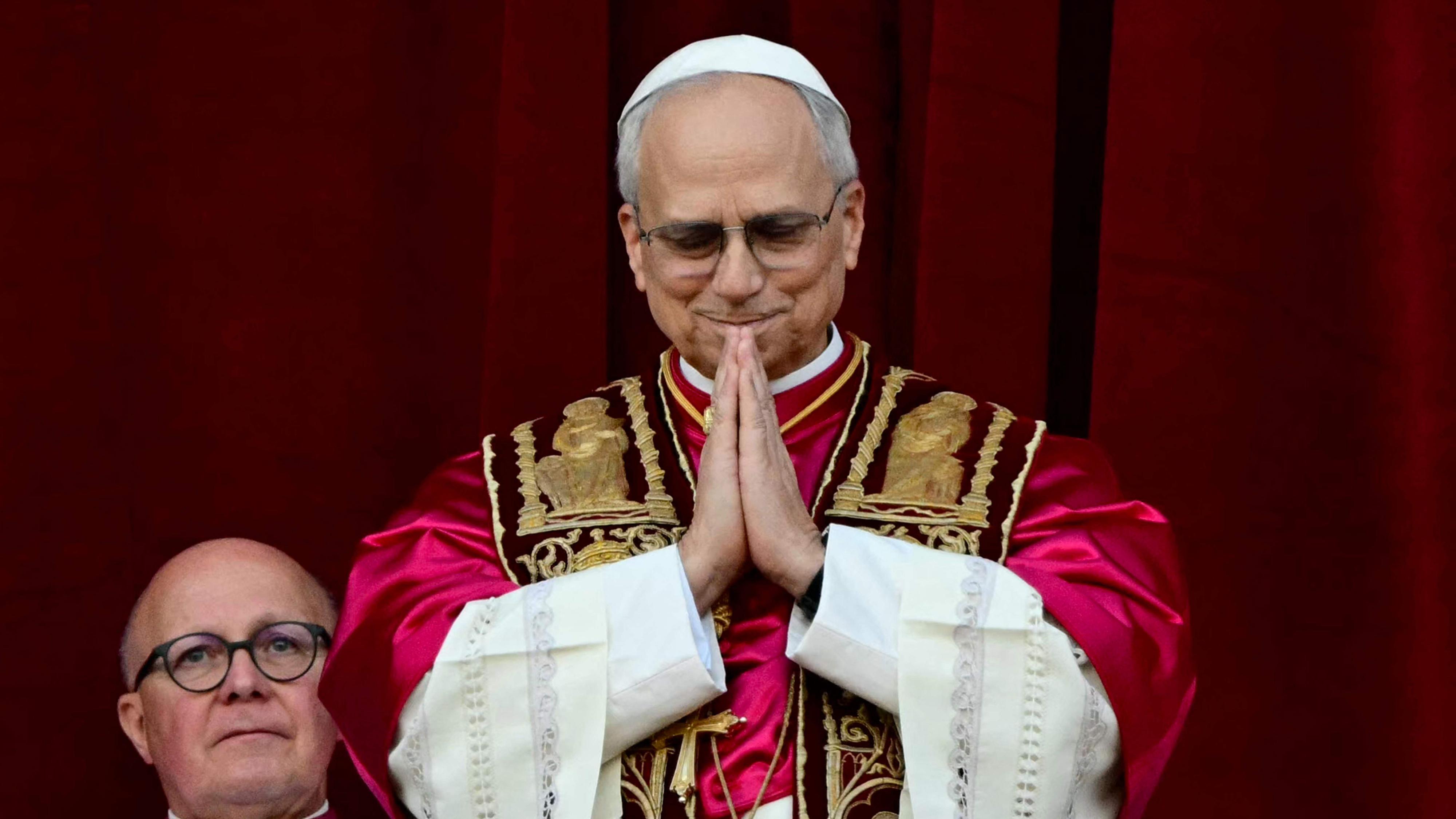 Silvia Rozas: "El papa tendrá que darle a la mujer el lugar que le ...
