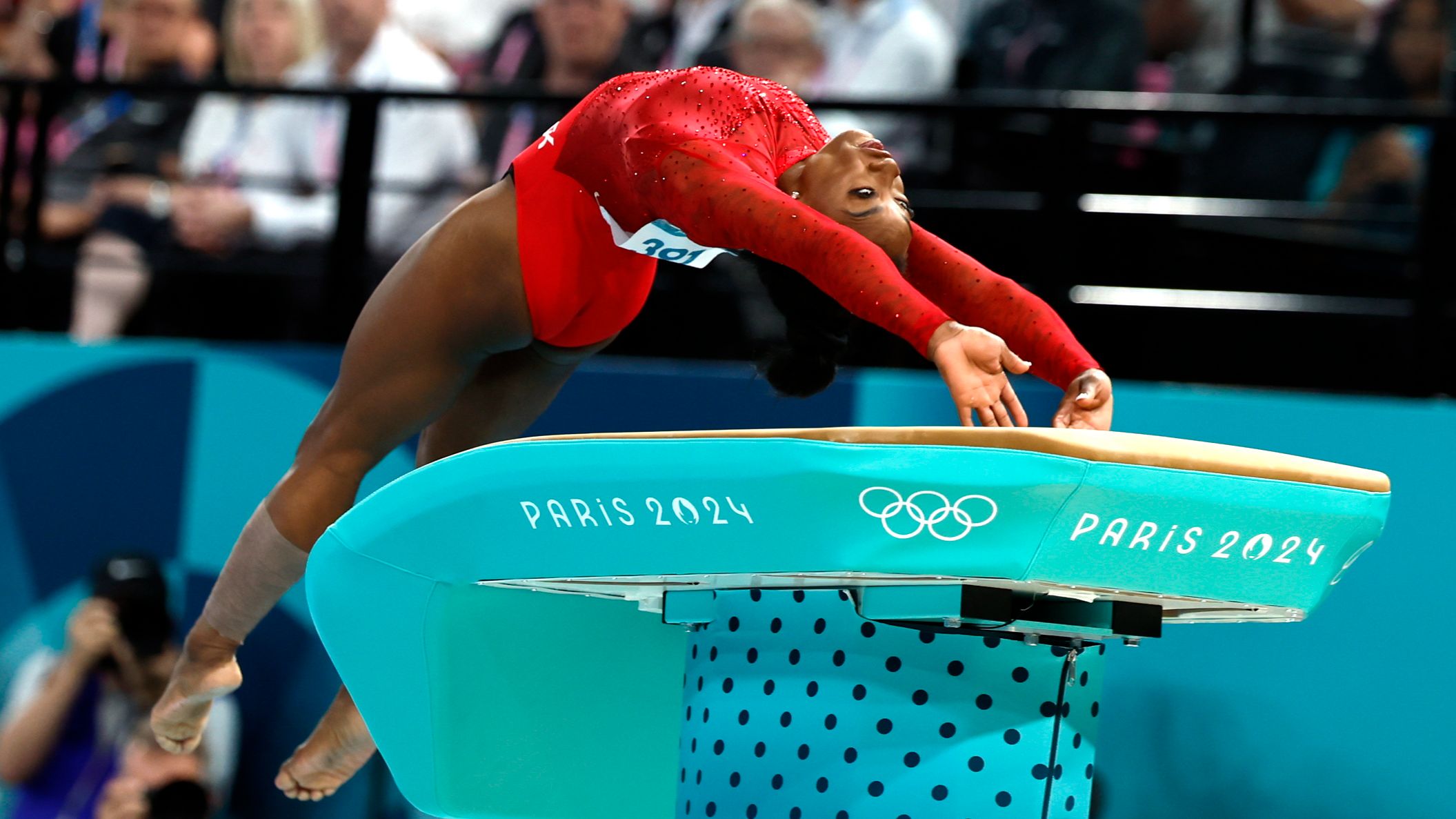 Simone Biles se cuelga el tercer oro en París