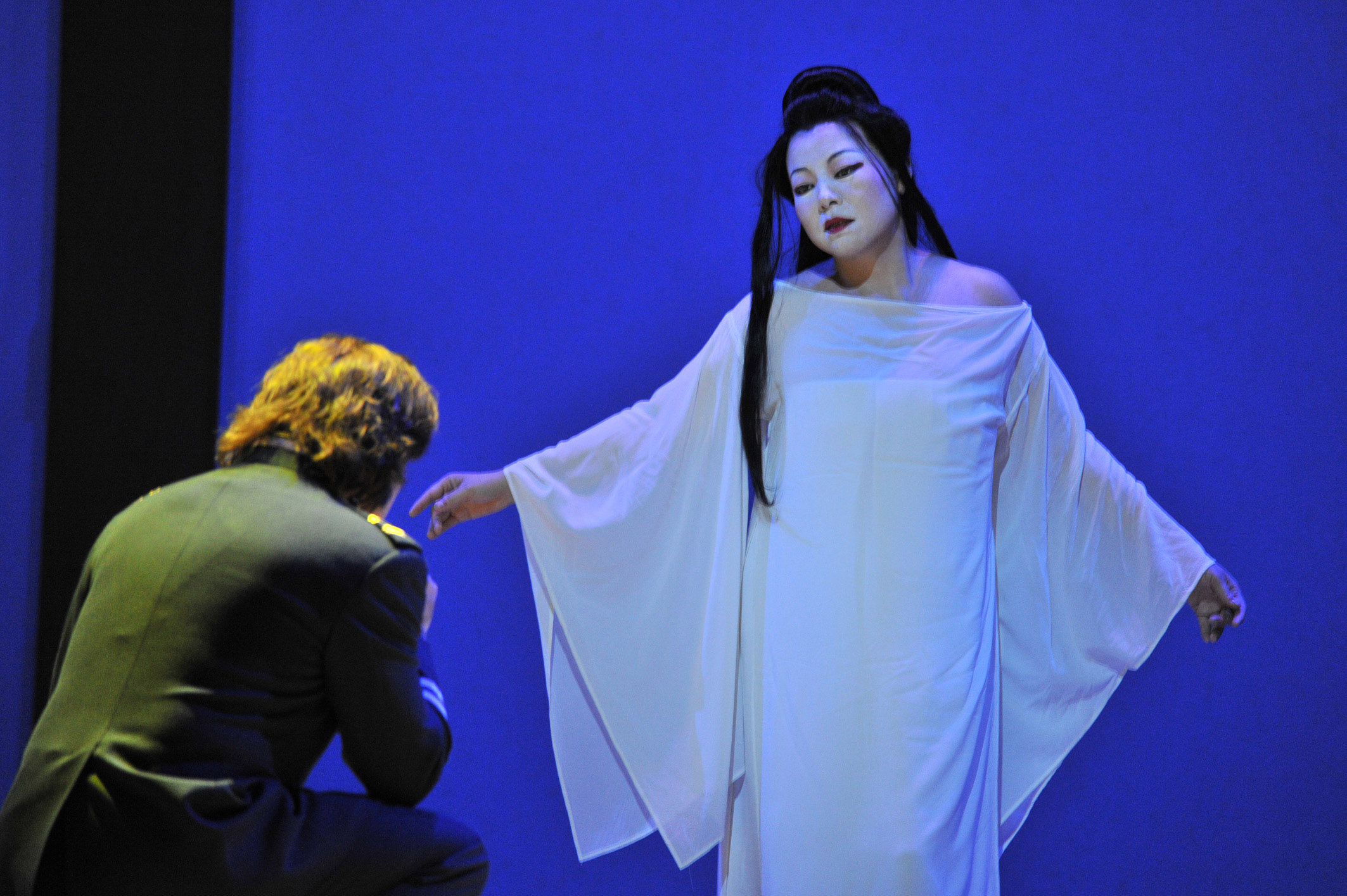 La soprano china Hui He y Roberto Alagna juntos en el Liceu con 'Madama ...
