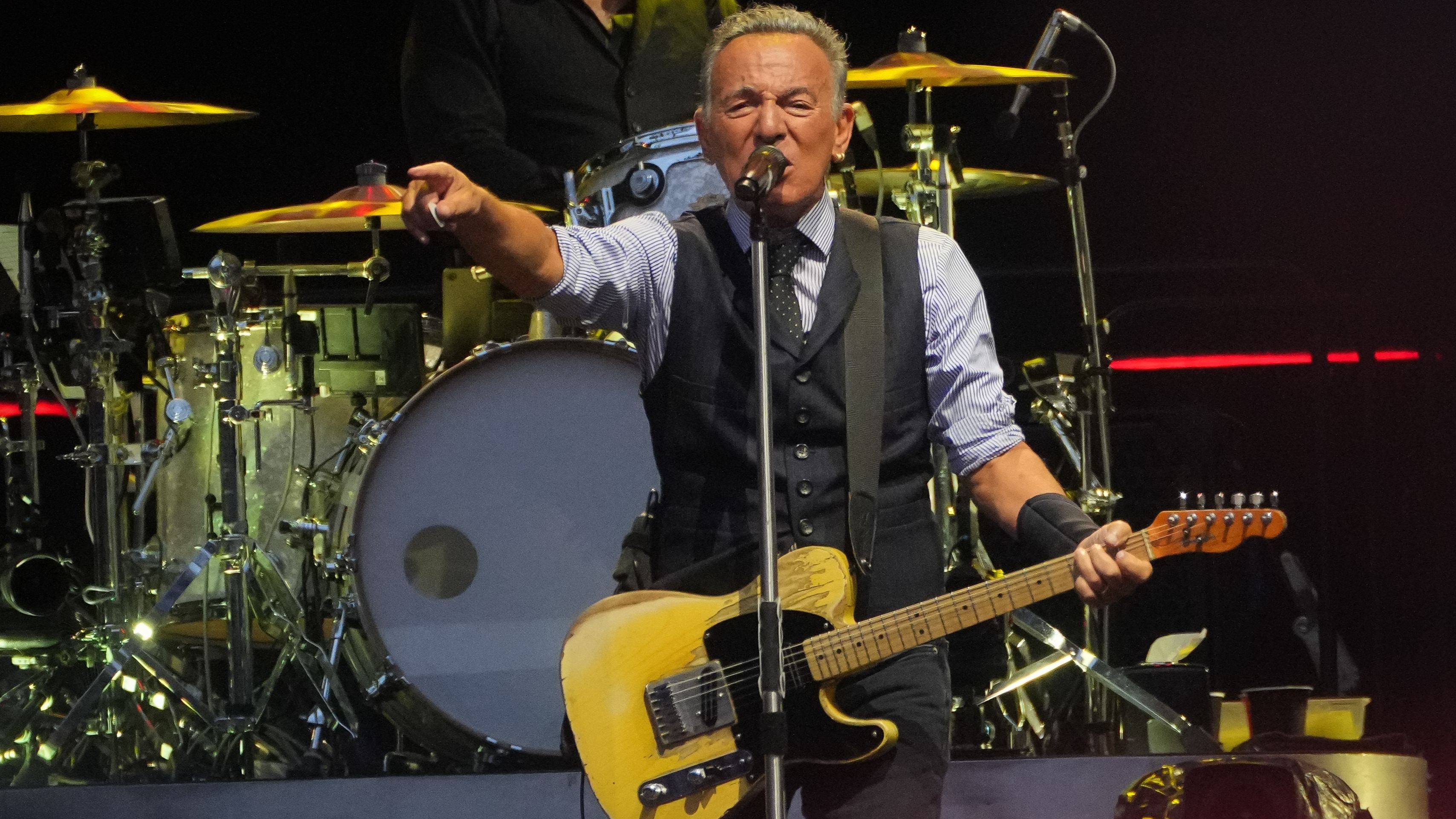 Springsteen invoca en San Sebastián el poder liberador del rock