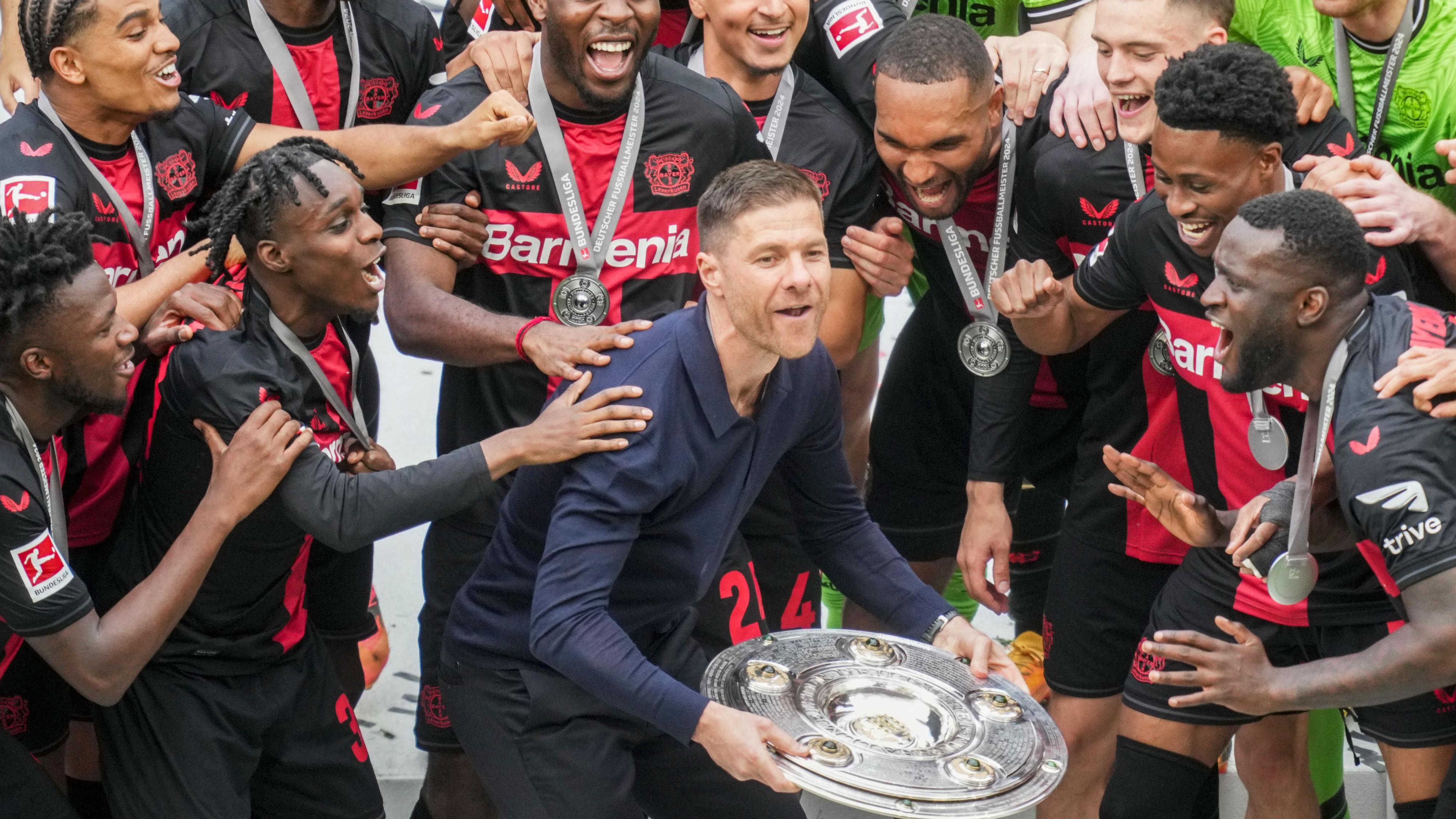 El año mágico del Leverkusen de Xabi Alonso: campeón e invicto