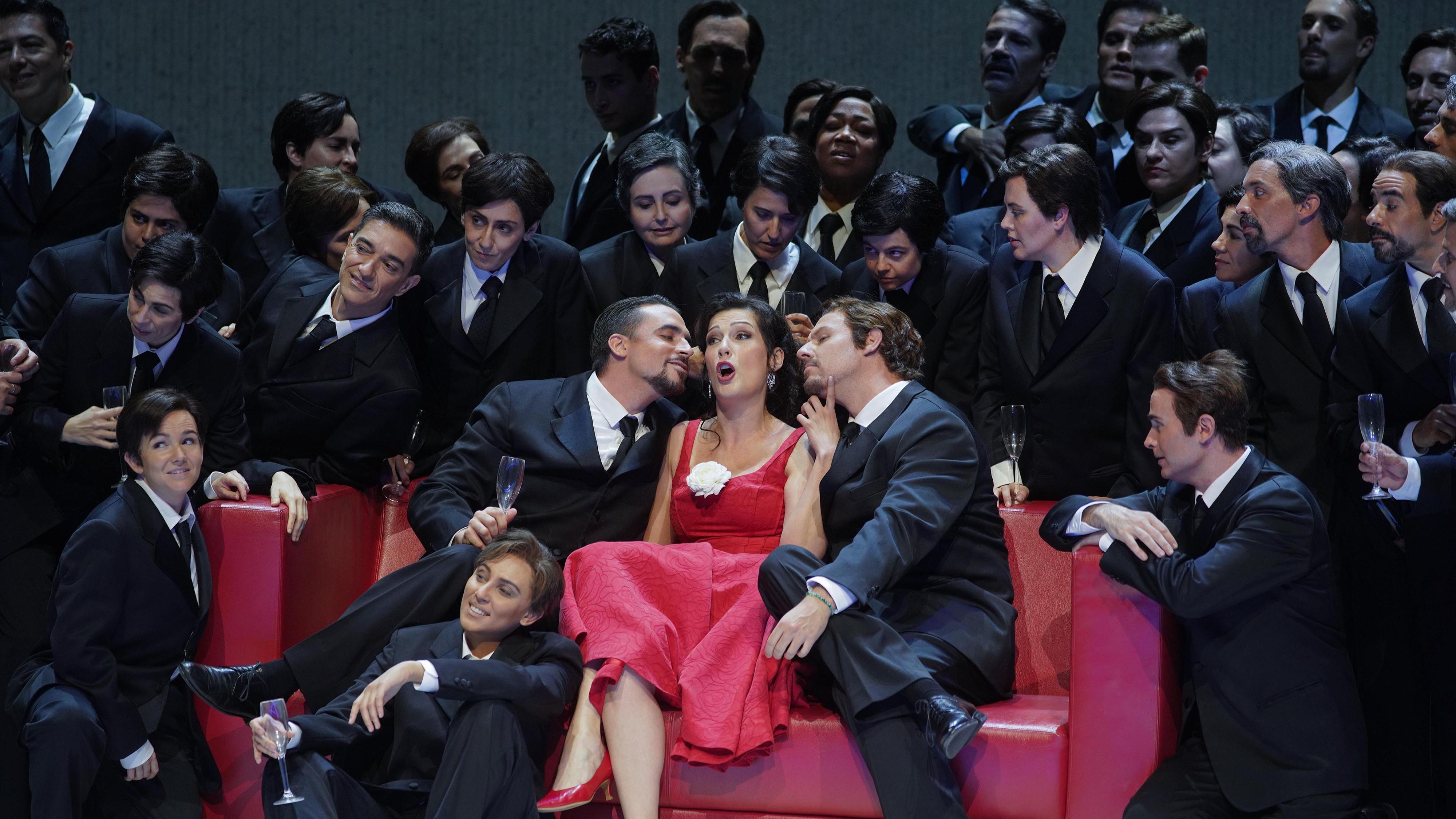 Camilla - she's back with double d's the arrangement looks