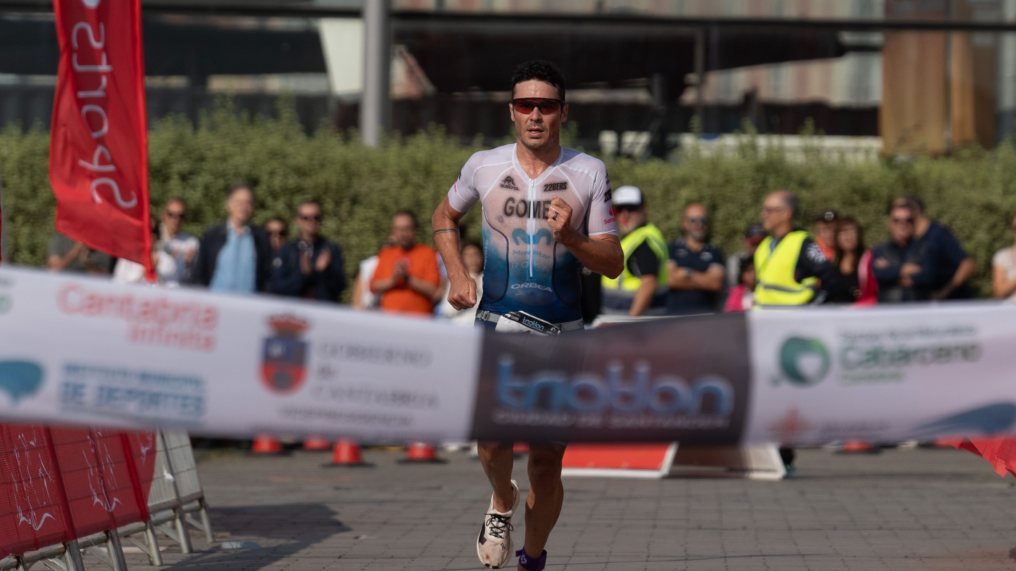 El triatleta Javier Gómez Noya anuncia su retirada esta temporada