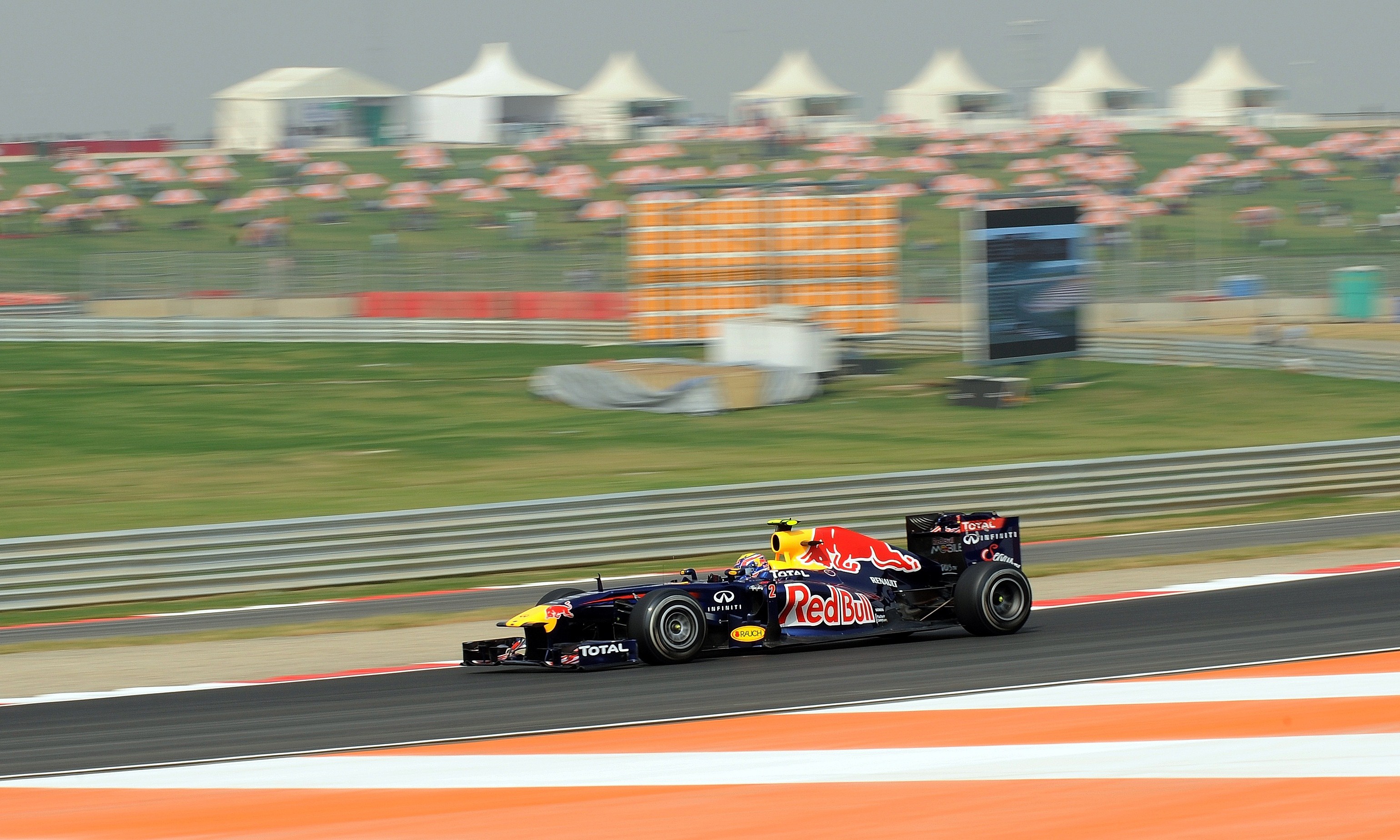 f1-2011-gp-de-india-vettel-se-hace-con-la-pole-en-india-y-alonso