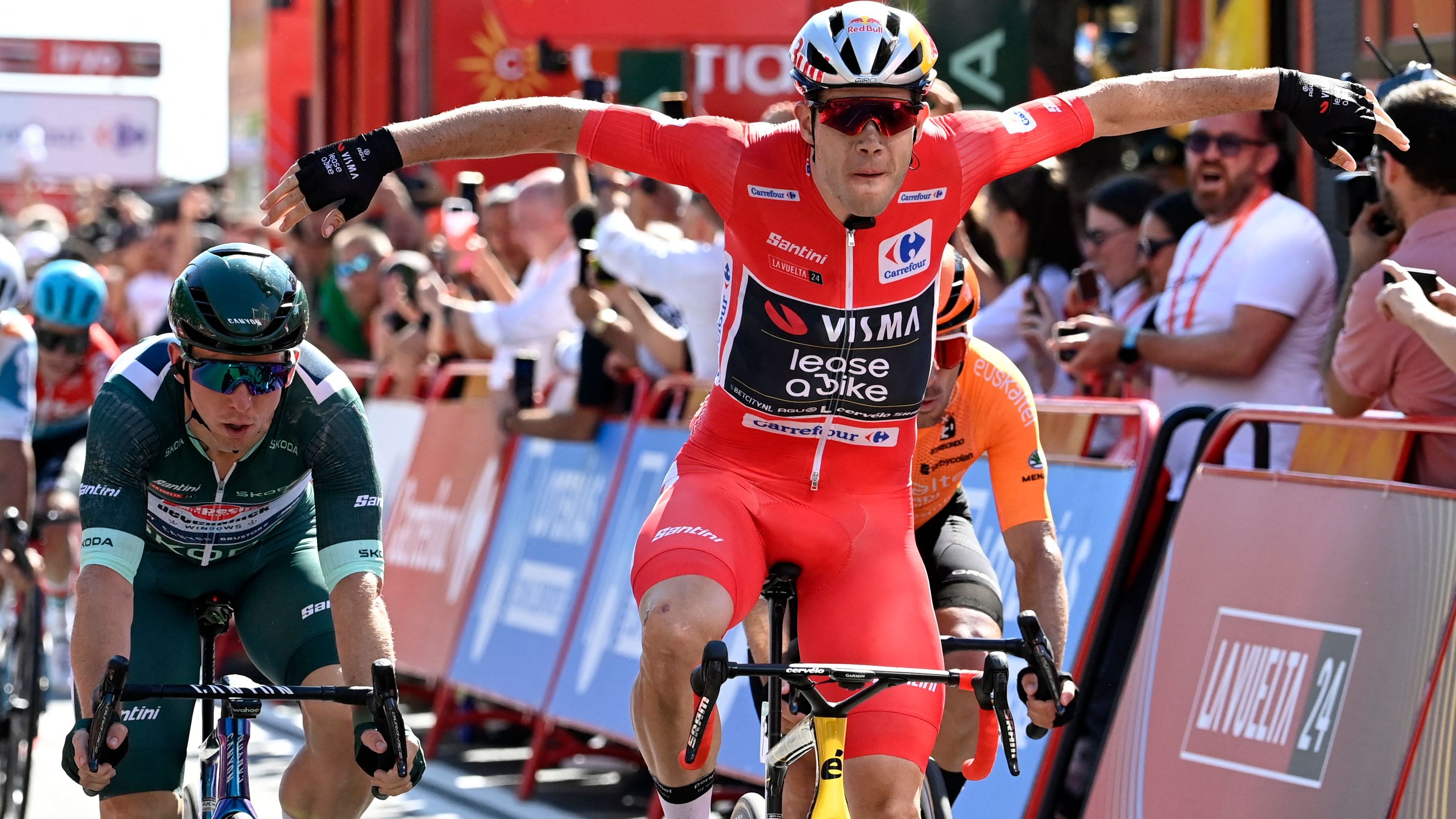 Vuelta a España 2024 | Wout van Aert gana al sprint