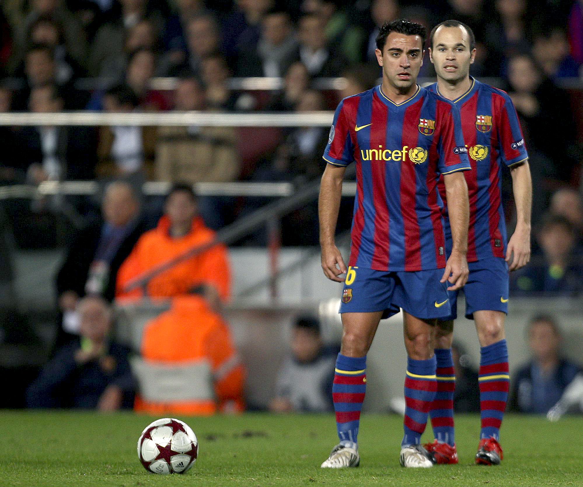 Xavi e Iniesta, entre los diez finalistas para conquistar el Balón de Oro