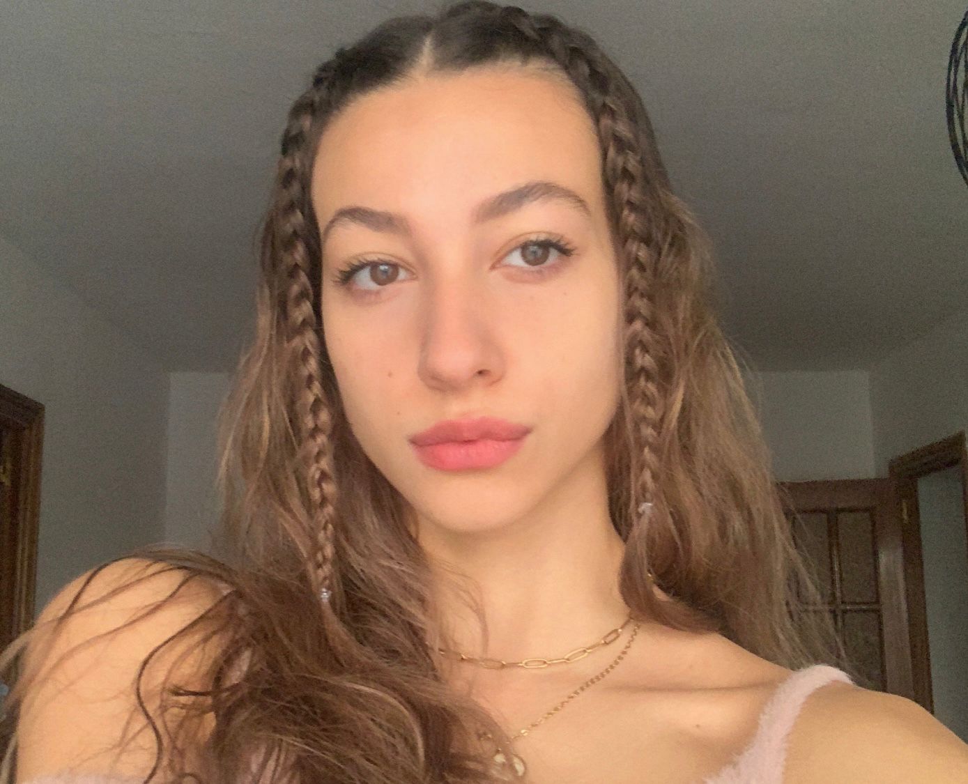 Feat: El beso de Lara Taylor y Cande DZ | Programa 3 completo