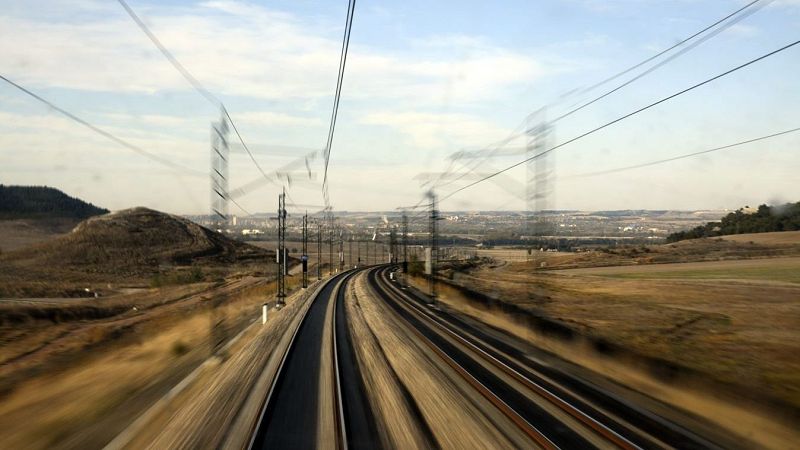 Mueren dos personas tras ser arrolladas por un tren en Salamanca