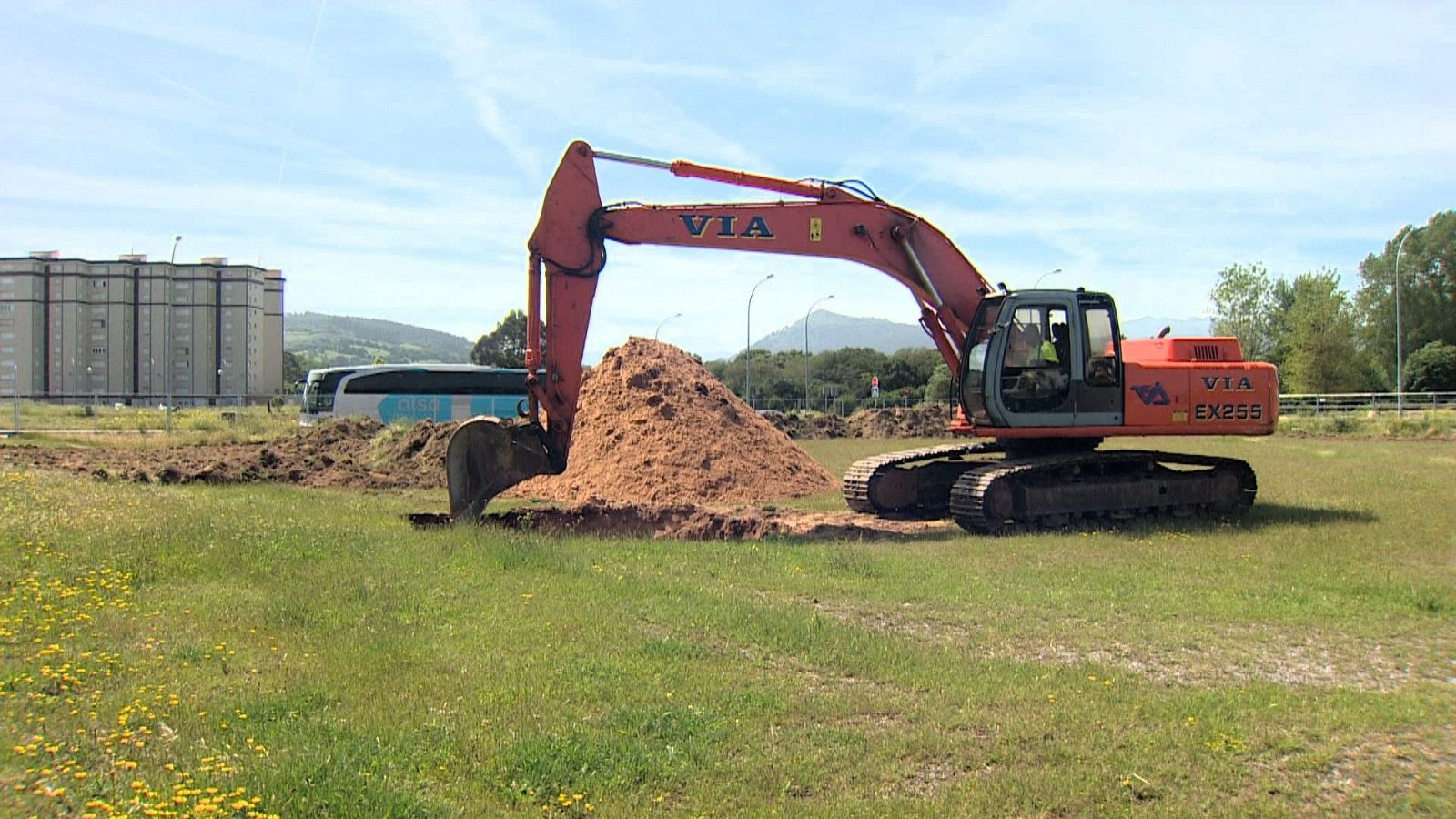 Comienzan las obras de construcción de 37 VPO en Laredo