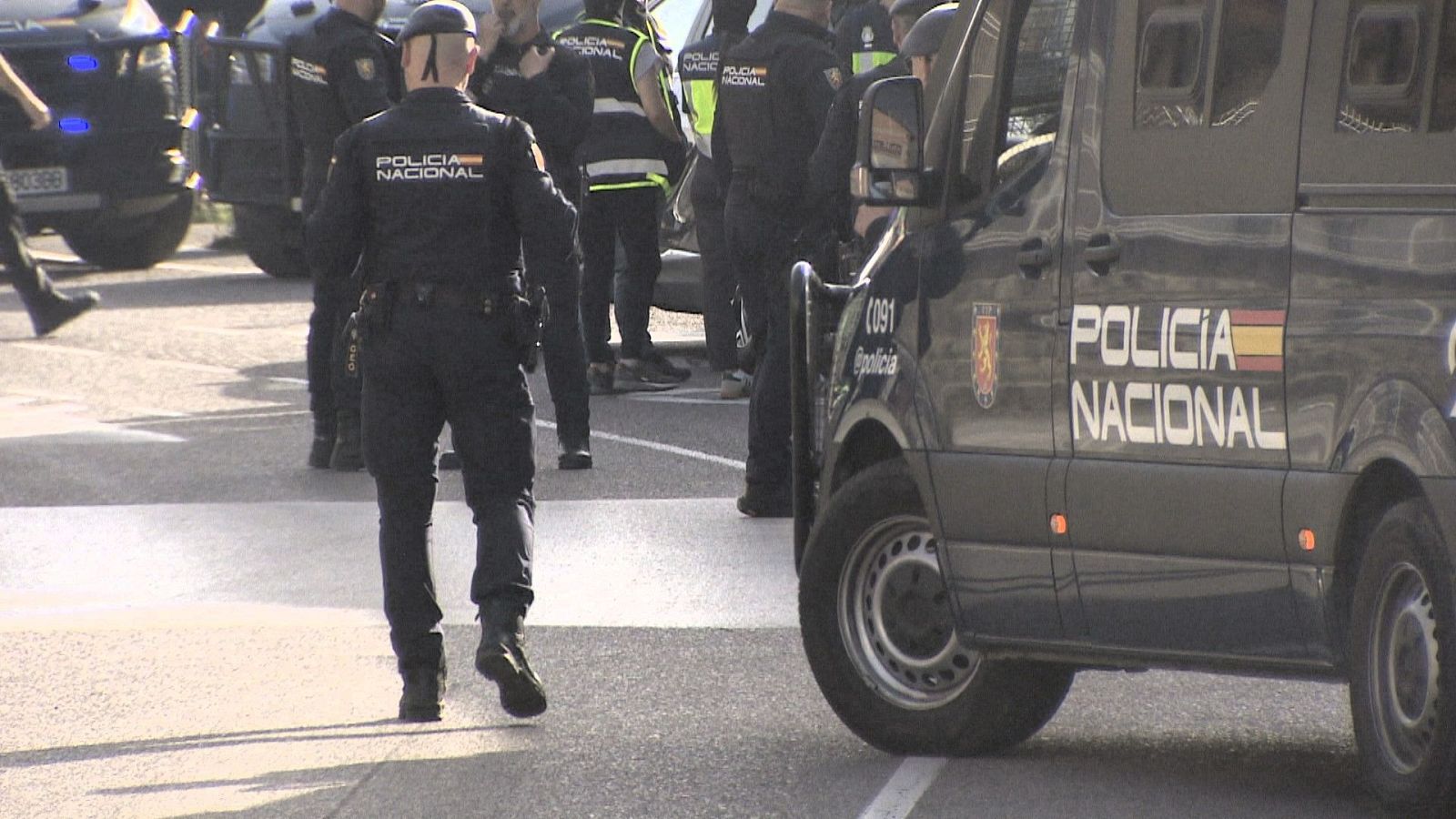 14 detenidos, de momento, en una operación policial contra el tráfico ...