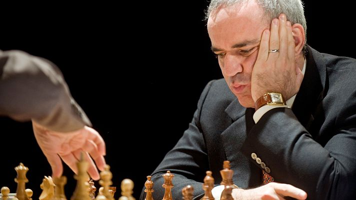 Conexión Vintage 'Kasparov en jaque'